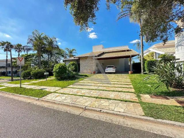 Casa / Sobrado em Condomínio para Locação em Campinas/SP Loteamento Alphaville Campinas 4 Quartos