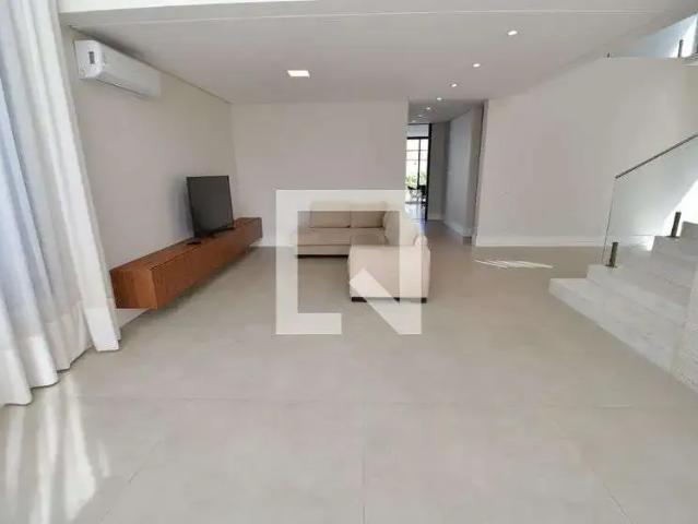 Casa / Sobrado em Condomínio para Locação em Campinas/SP Loteamento Alphaville Campinas 4 Quartos