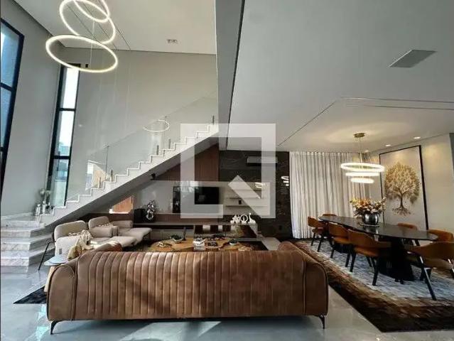 Casa / Sobrado em Condomínio para Locação em Campinas/SP Loteamento Alphaville Campinas 3 Quartos