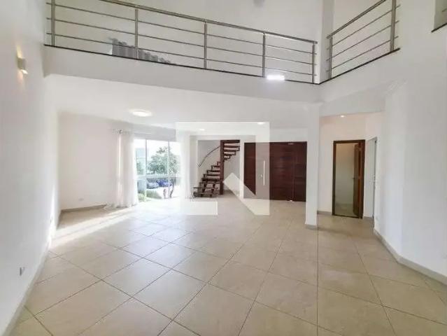 Casa / Sobrado em Condomínio para Locação em Campinas/SP Loteamento Alphaville Campinas 3 Quartos