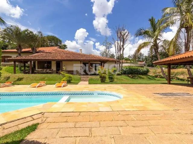 Casa / Sobrado em Condomínio para Locação em Campinas/SP Sítios de Recreio Gramado 6 Quartos