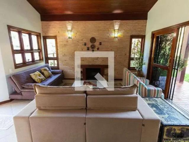 Casa / Sobrado em Condomínio para Locação em Campinas/SP Sousas 3 Quartos