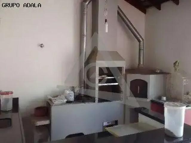 Casa / Sobrado em Condomínio para Locação em Campinas/SP Vila Hollândia 6 Quartos