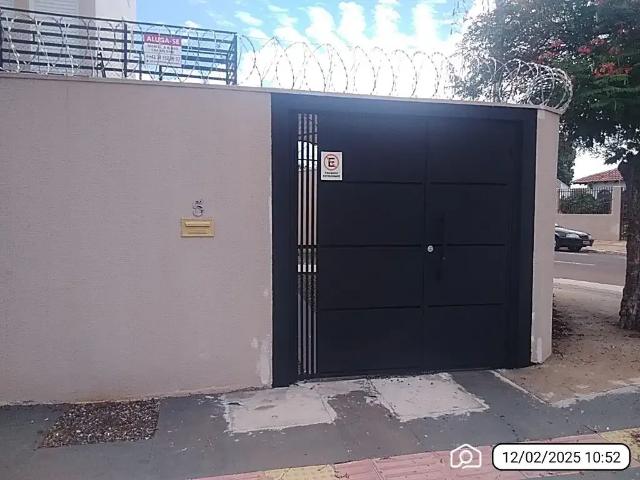 Casa / Sobrado em Condomínio para Locação em Campo Grande/MS Vila Duque de Caxias 2 Quartos