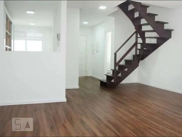 Casa / Sobrado em Condomínio para Locação em Canoas/RS Centro 4 Quartos