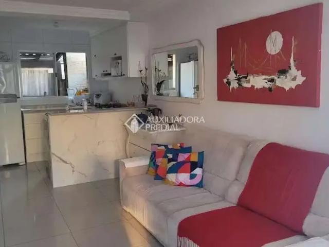 Casa / Sobrado em Condomínio para Locação em Canoas/RS Igara 2 Quartos