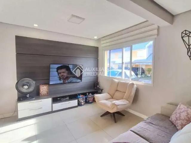 Casa / Sobrado em Condomínio para Locação em Canoas/RS Olaria 3 Quartos