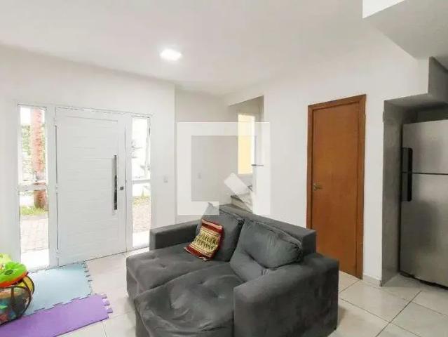 Casa / Sobrado em Condomínio para Locação em Canoas/RS Olaria 2 Quartos