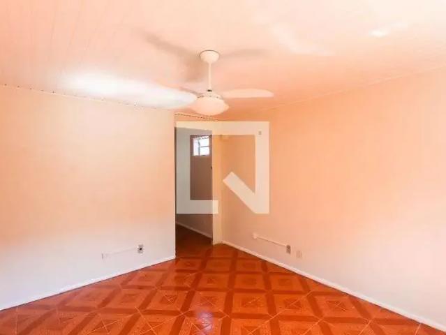 Casa / Sobrado em Condomínio para Locação em Canoas/RS Olaria 2 Quartos
