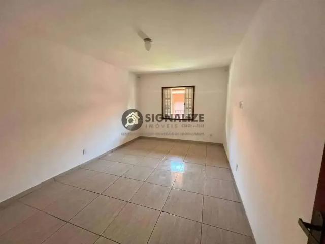 Casa / Sobrado em Condomínio para Locação em Cabo Frio/RJ Parque Burle 2 Quartos