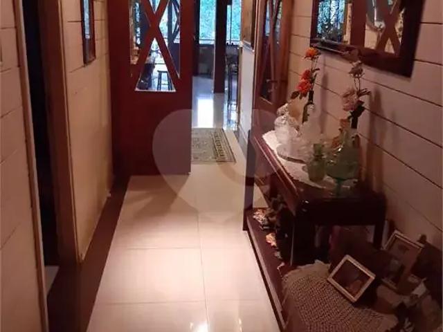 Casa / Sobrado em Condomínio para Locação em Caieiras/SP Santa Inês 3 Quartos