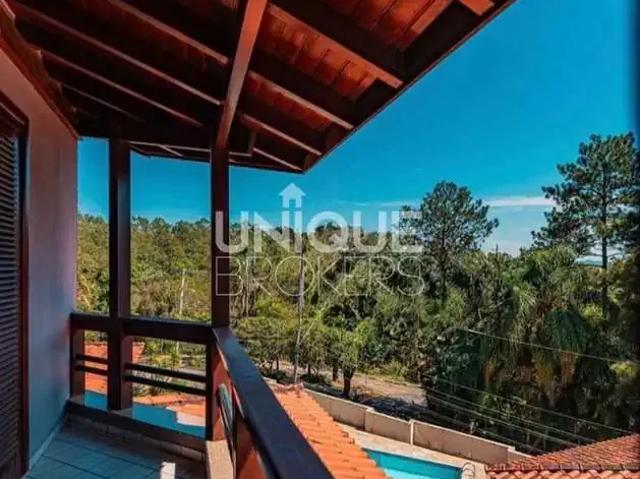 Casa / Sobrado em Condomínio para Locação em Cajamar/SP Alpes dos Araçás Jordanésia 4 Quartos