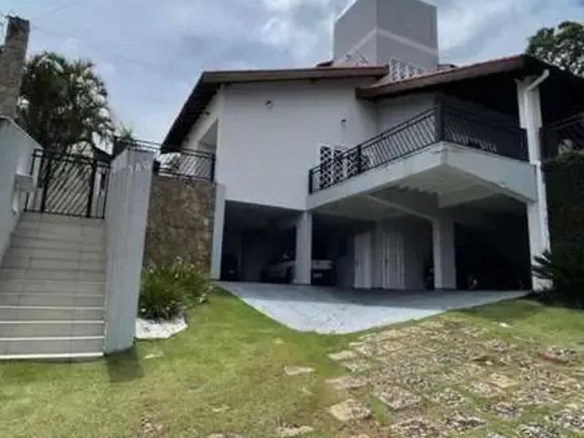 Casa / Sobrado em Condomínio para Locação em Cajamar/SP São Benedito Jordanésia 6 Quartos