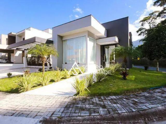 Casa / Sobrado em Condomínio para Locação em Caraguatatuba/SP Costa Nova 4 Quartos