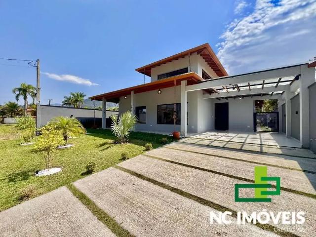 Casa / Sobrado em Condomínio para Locação em Caraguatatuba/SP Mar Verde 3 Quartos