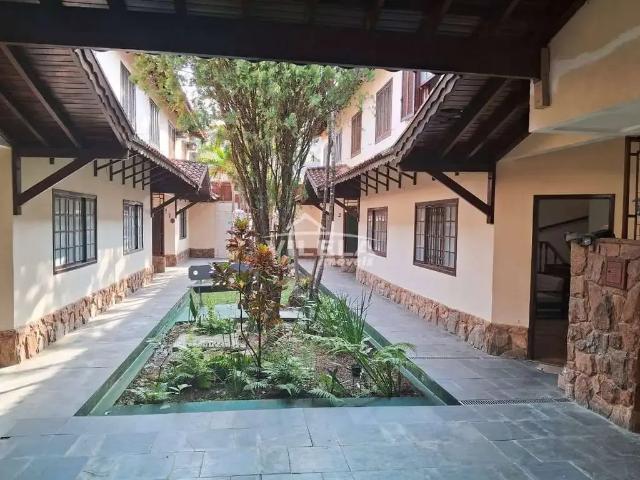 Casa / Sobrado em Condomínio para Locação em Caraguatatuba/SP Martim de Sá 2 Quartos