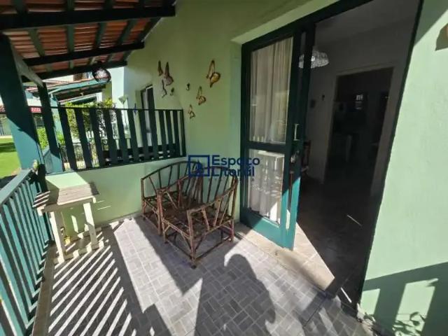 Casa / Sobrado em Condomínio para Locação em Caraguatatuba/SP Martim de Sá 3 Quartos