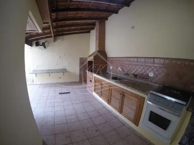 Casa / Sobrado em Condomínio para Locação em Caraguatatuba/SP Massaguaçu 2 Quartos
