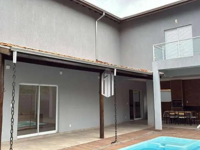 Casa / Sobrado em Condomínio para Locação em Caraguatatuba/SP Massaguaçu 3 Quartos