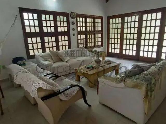 Casa / Sobrado em Condomínio para Locação em Caraguatatuba/SP Park Imperial 4 Quartos