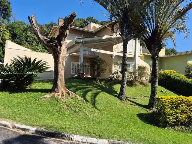 Casa / Sobrado em Condomínio para Locação em Carapicuíba/SP Nova Fazendinha