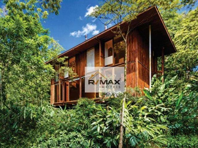Casa / Sobrado em Condomínio para Locação em Carapicuíba/SP Chácara do Refúgio 4 Quartos