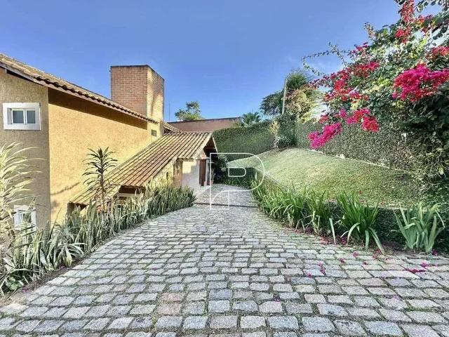 Casa / Sobrado em Condomínio para Locação em Carapicuíba/SP Chácara dos Lagos 3 Quartos