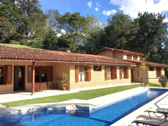 Casa / Sobrado em Condomínio para Locação em Carapicuíba/SP Granja Viana 4 Quartos