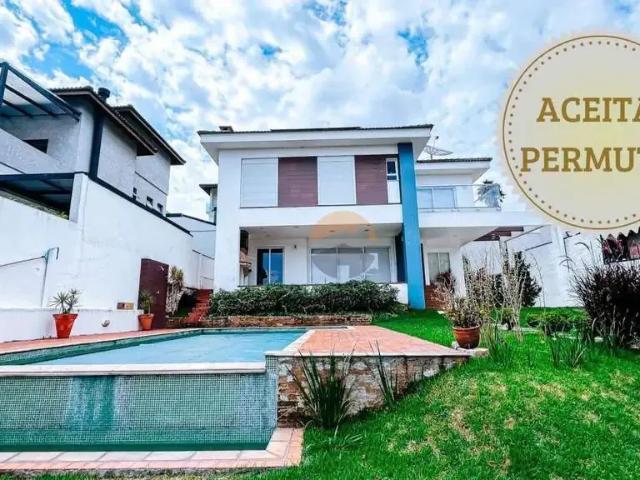 Casa / Sobrado em Condomínio para Locação em Carapicuíba/SP Granja Viana 3 Quartos