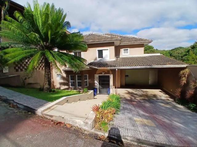 Casa / Sobrado em Condomínio para Locação em Carapicuíba/SP Granja Viana 3 Quartos