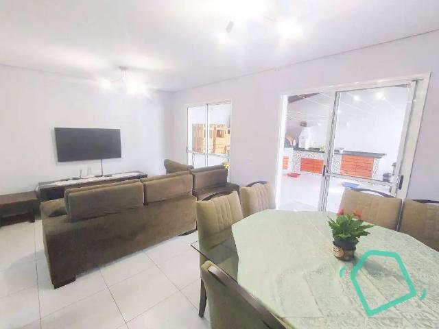 Casa / Sobrado em Condomínio para Locação em Carapicuíba/SP Granja Viana 3 Quartos