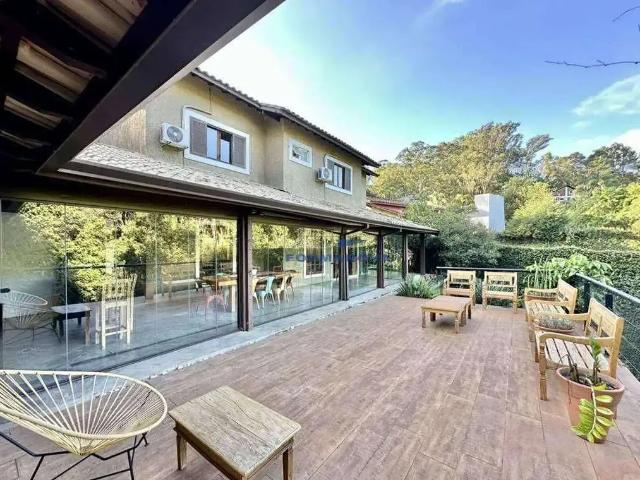 Casa / Sobrado em Condomínio para Locação em Carapicuíba/SP Granja Viana 3 Quartos