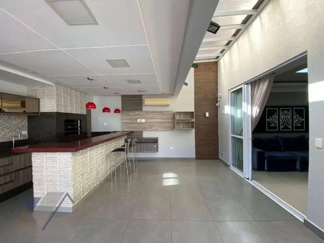 Casa / Sobrado em Condomínio para Locação em Cascavel/PR Centro 3 Quartos