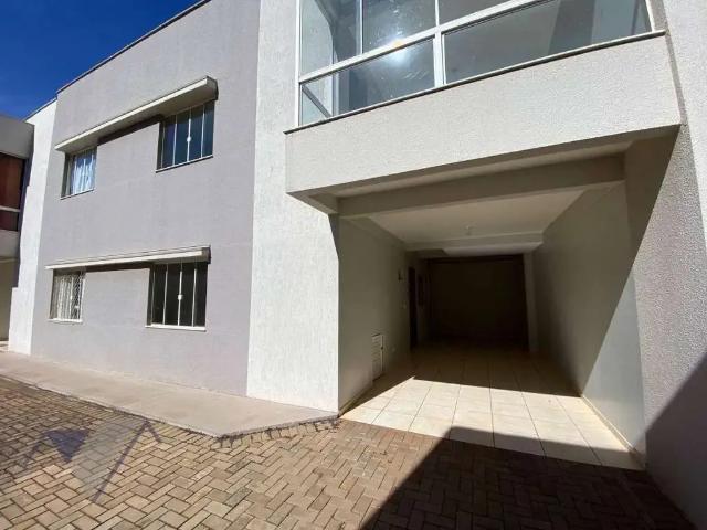 Casa / Sobrado em Condomínio para Locação em Cascavel/PR Centro 3 Quartos