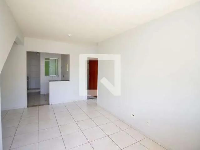 Casa / Sobrado em Condomínio para Locação em Contagem/MG Cabral 2 Quartos
