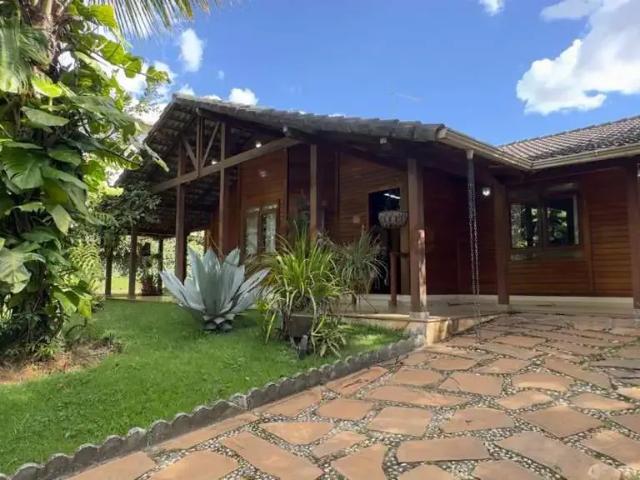 Casa / Sobrado em Condomínio para Locação em Contagem/MG Centro 3 Quartos