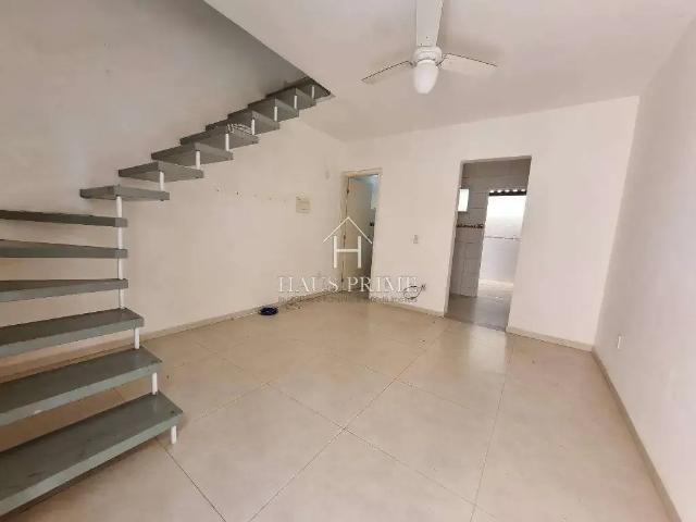 Casa / Sobrado em Condomínio para Locação em Cotia/SP Água Espraiada Caucaia do Alto 2 Quartos