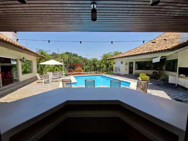Casa / Sobrado em Condomínio para Locação em Cotia/SP Chácara Granja Velha 4 Quartos