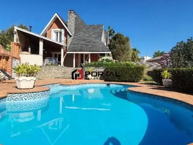 Casa / Sobrado em Condomínio para Locação em Cotia/SP Granja Viana 4 Quartos