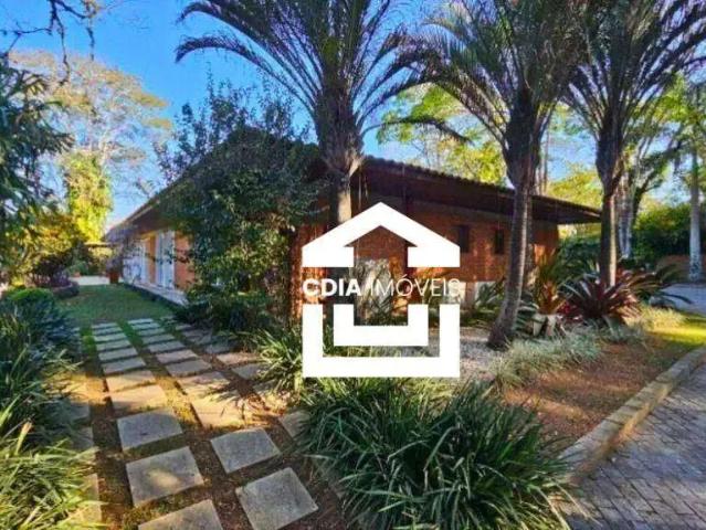 Casa / Sobrado em Condomínio para Locação em Cotia/SP Granja Viana 4 Quartos