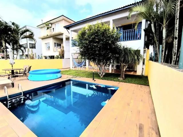 Casa / Sobrado em Condomínio para Locação em Cotia/SP Granja Viana 4 Quartos