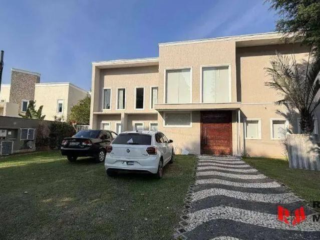 Casa / Sobrado em Condomínio para Locação em Cotia/SP Granja Viana 4 Quartos