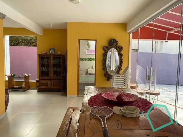Casa / Sobrado em Condomínio para Locação em Cotia/SP Granja Viana 4 Quartos