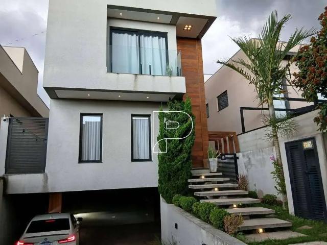 Casa / Sobrado em Condomínio para Locação em Cotia/SP Granja Viana 4 Quartos