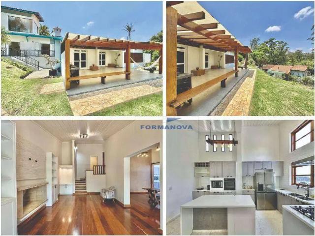 Casa / Sobrado em Condomínio para Locação em Cotia/SP Granja Viana 4 Quartos