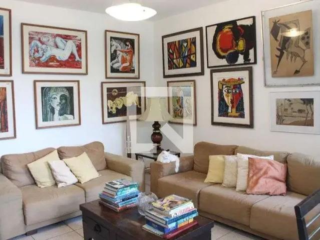 Casa / Sobrado em Condomínio para Locação em Cotia/SP Granja Viana 4 Quartos