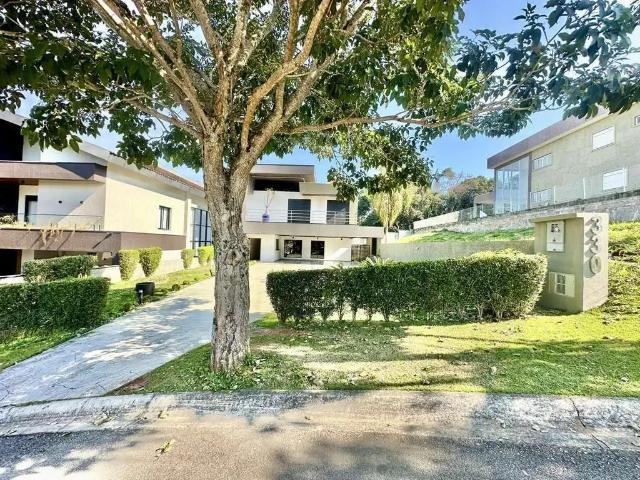 Casa / Sobrado em Condomínio para Locação em Cotia/SP Granja Viana 4 Quartos