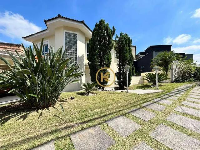 Casa / Sobrado em Condomínio para Locação em Cotia/SP Granja Viana 4 Quartos