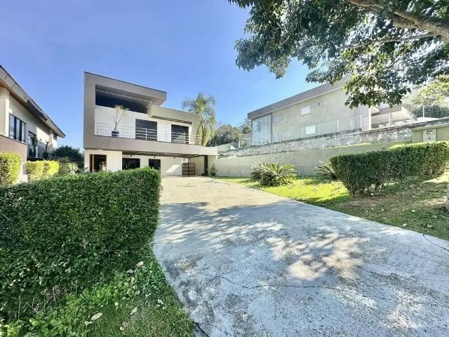 Casa / Sobrado em Condomínio para Locação em Cotia/SP Granja Viana 4 Quartos