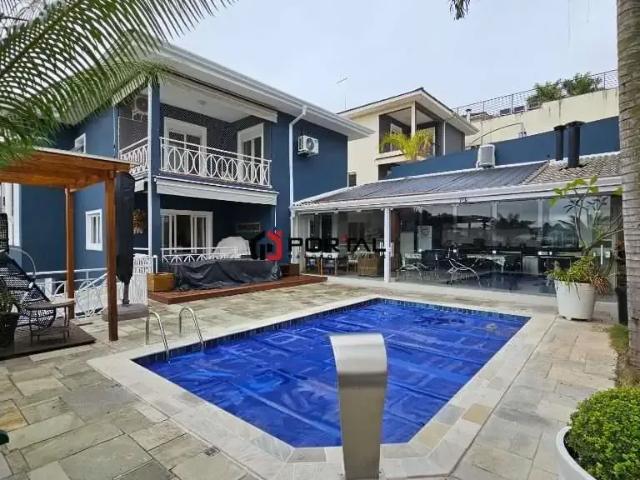 Casa / Sobrado em Condomínio para Locação em Cotia/SP Granja Viana 4 Quartos